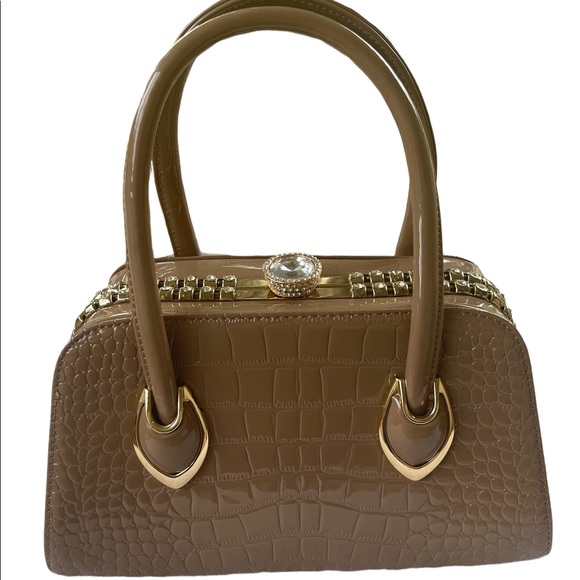 Diophy | Bags | Caramel Diophy Purse With Gold And Diamond Accents ...